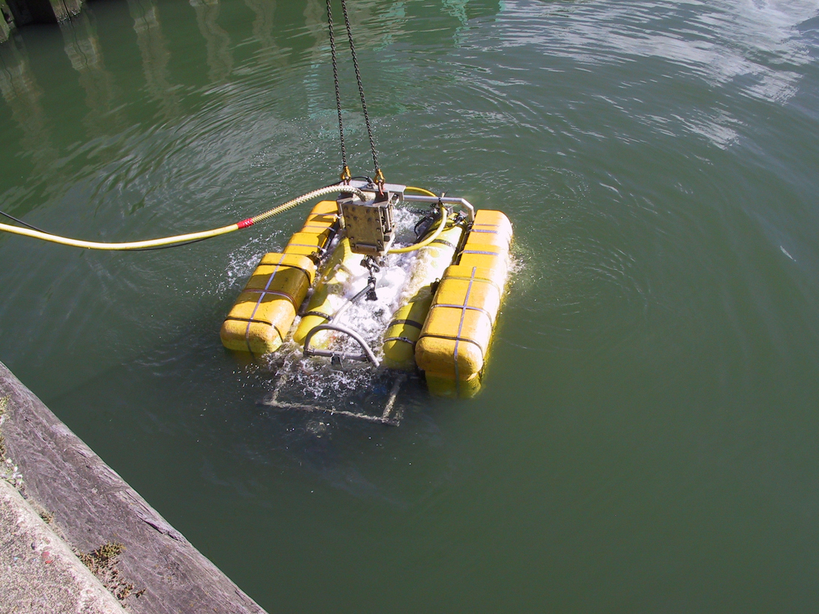 ROV dive | 一般社団法人日本ドローン活用推進機構JDUI - ジュディ